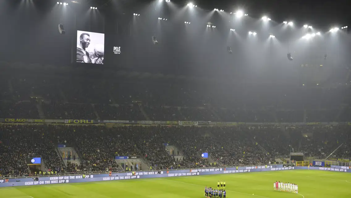 Pelé remembered at San Siro