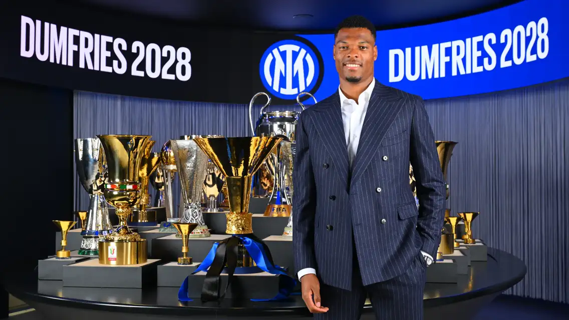 Inter and Denzel Dumfries together until 2028