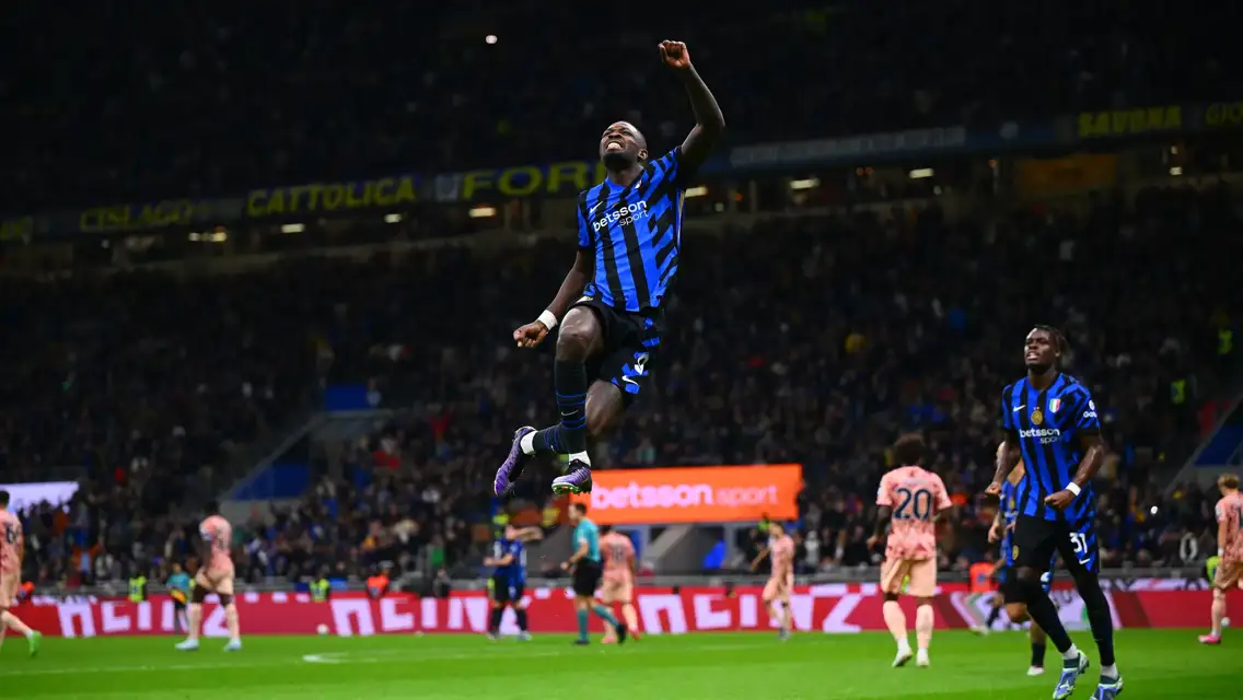 Super Thuram, dream hat-trick: 3-2 win over Torino! | Inter.it