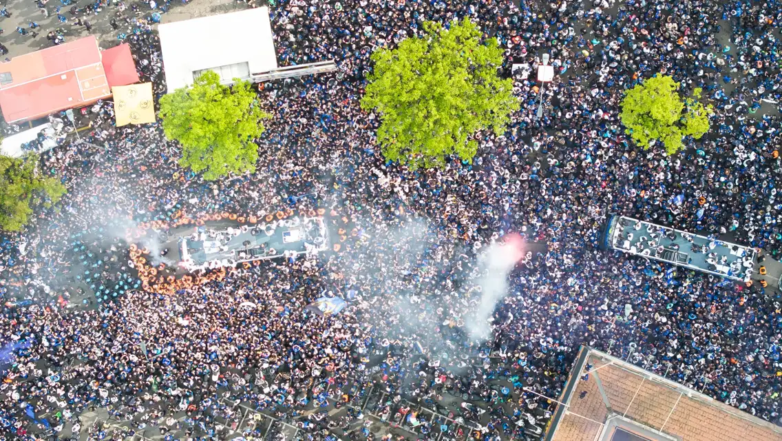 Vista dal cielo: la festa dell'Inter a Milano | Inter.it