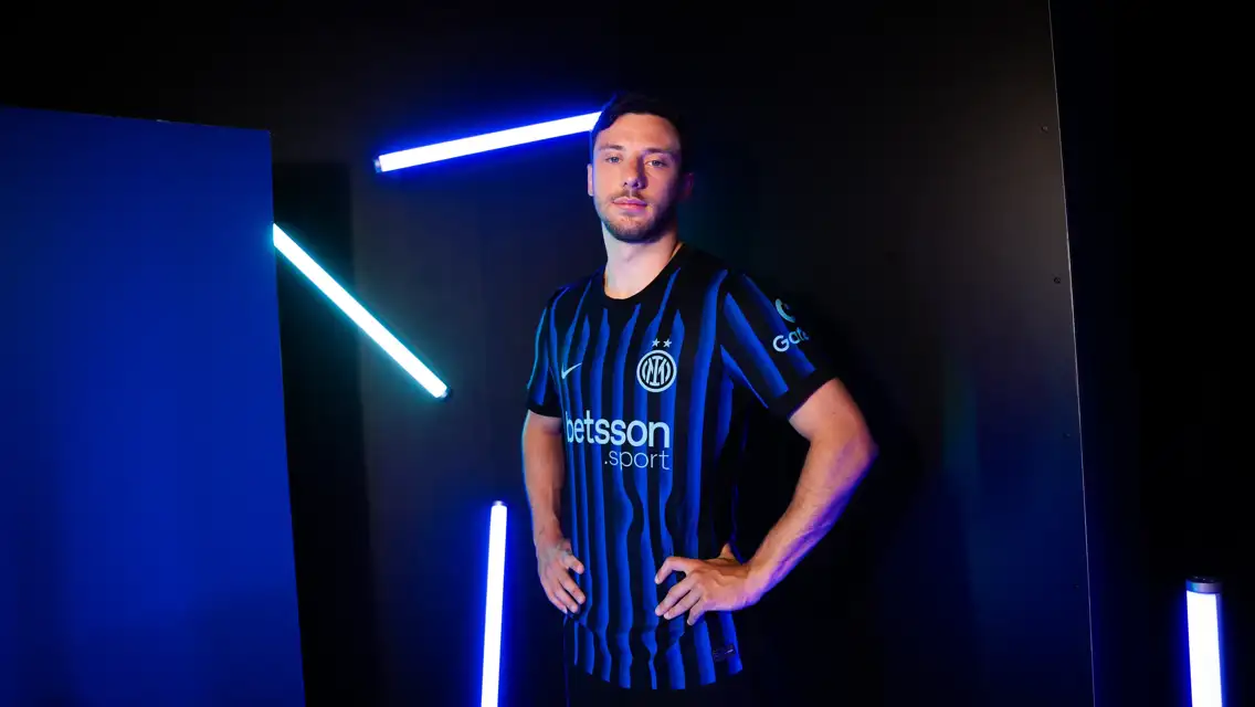 Grinta, cuore, Inter: Carlos Augusto si racconta nel Matchday Programme ...