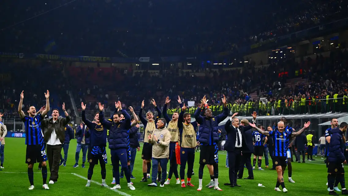 L'Inter va in Finale di Champions: le immagini della festa di San Siro ...