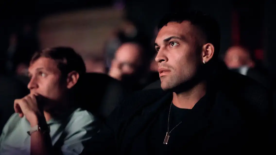 Nerazzurri emotions: the premiere of "Inter. Due stelle sul cuore ...